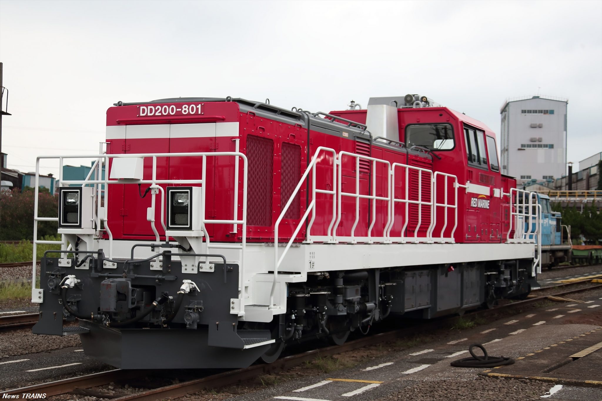 【京葉臨海鉄道】DD200形801号機電気式ディーゼル機関車「RED MARINE」本格導入に向けて ＜Photo report＞ | 鉄道ニュース News TRAINS ニューストレインズ