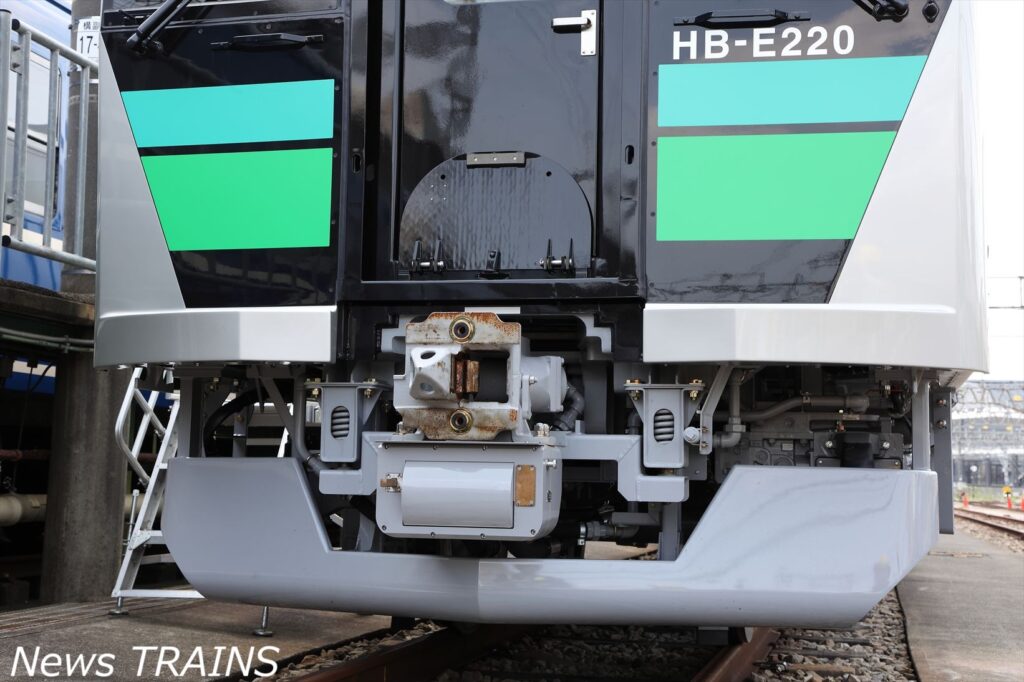 【東日本旅客鉄道】八高線に導入する新型車両「HB-E220系」を公開 2025年度下期に営業運転開始を予定＜Photo report＞ | 鉄道ニュース News TRAINS ニューストレインズ