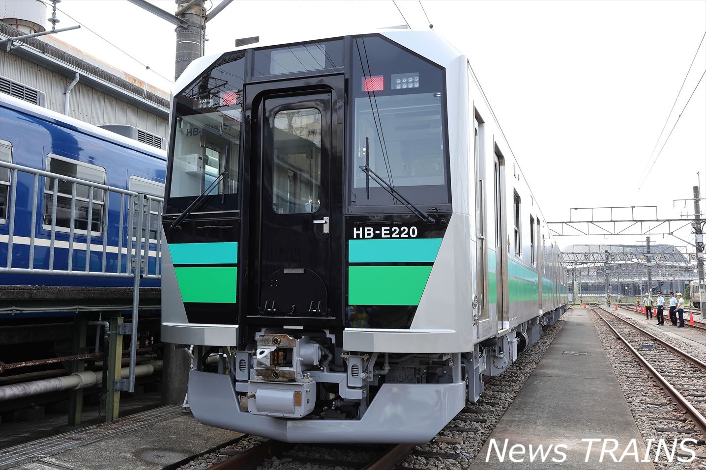 【東日本旅客鉄道】八高線に導入する新型車両「HB-E220系」を公開 2025年度下期に営業運転開始を予定＜Photo report＞ | 鉄道ニュース News TRAINS ニューストレインズ