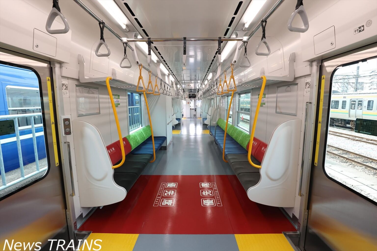 【東日本旅客鉄道】八高線に導入する新型車両「HB-E220系」を公開 2025年度下期に営業運転開始を予定＜Photo report＞ | 鉄道ニュース News TRAINS ニューストレインズ